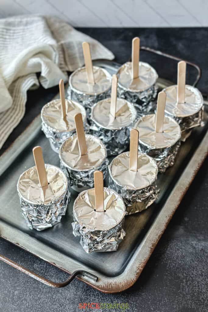 Mango Kulfi - Easy No-Cook Recipe - Spice Cravings